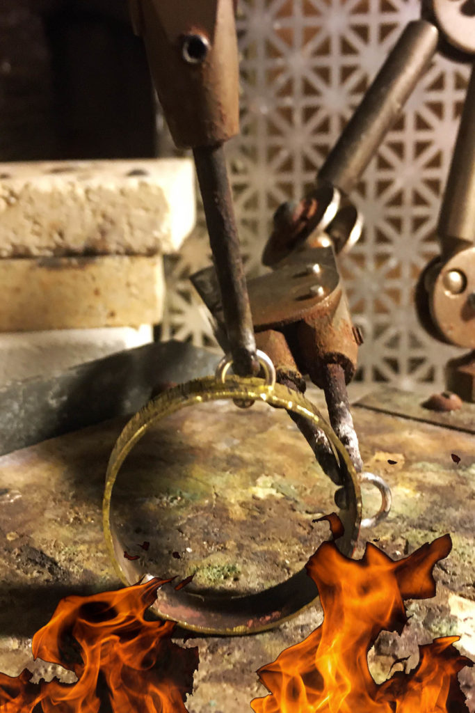 Commission Amulet – Custom Build Slot | The Amulet of Adventuring